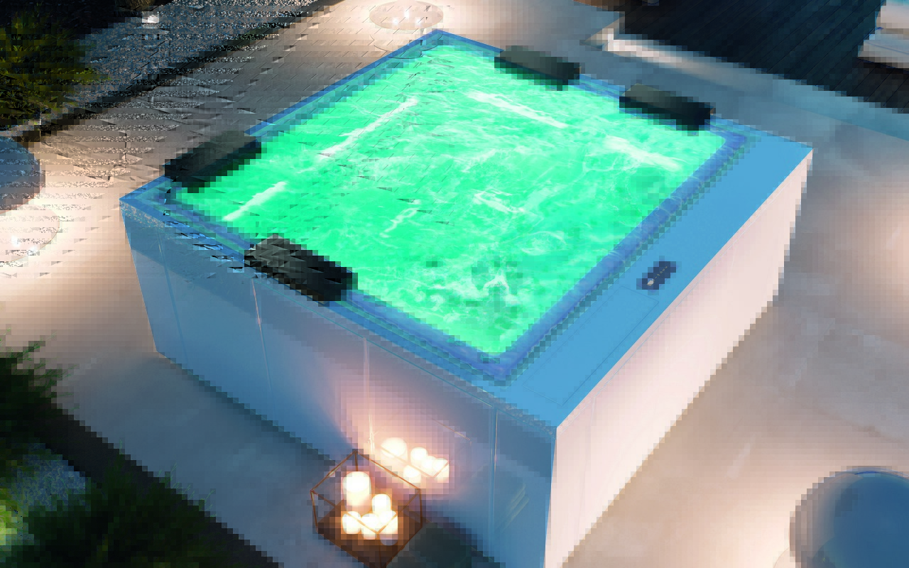 ᐈLuxury 【Aquatica Phantom Spa Pro (240V/60Hz)】 Best Prices — Aquatica